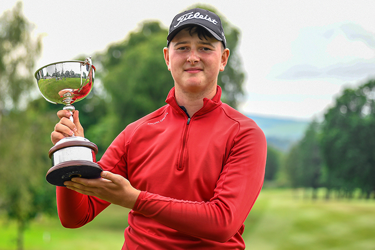 Sam SMASHES it in Scotland! :: Warwickshire Ladies County Golf Association